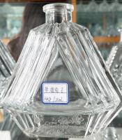 China 100ml 200ml 375ml 500ml 750ml 1000ml Clear Glass Bottle for Whiskey Vodka Brandy Gin for sale