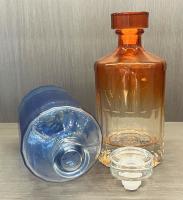 China Glass Bottle for Whiskey Vodka Gin 500ml Capacity Mountain Design Spray Cap Included for sale