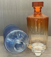 China Glass Bottle for Whiskey Vodka Gin 500ml Capacity Mountain Design Spray Cap Included for sale