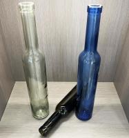 China Freely Provided Glass Bottle 500 ml 375 ml Square Green Olive Oil Bottle with Matching Lid for sale