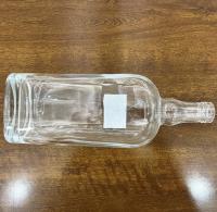 China Supply 500ml 700ml 750ml Flint Glass Liquor Bottles for Customized Glass Vodka Bottles for sale