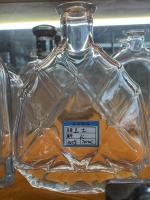 China 350ml 500ml 700ml 750ml Glass Bottle for Vodka Brandy Whiskey Sleek and Elegant Design for sale