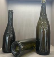 China 375ml 500ml 750ml Whiskey Bottle Frosted Amber Glass Wine Bottle for Your Restaurant for sale
