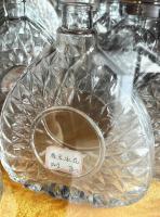 China 700ml Round Shape Glass Bottle for Spirit Liquor Tequila Whiskey Brandy Vodka RUM JIN for sale