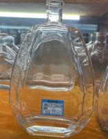 China 700ml Round Shape Glass Bottle for Spirit Liquor Tequila Whiskey Brandy Vodka RUM JIN for sale