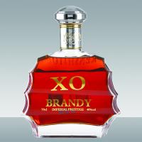 China XO Wine Bottle Screw Cap Glass Bottle 700ml Capacity Perfect for Whiskey Champagne Vodka for sale