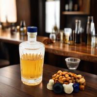 China Acceptable Customer's Logo Unique Style 750ml Whiskey Glass Bottle for Beverages for sale
