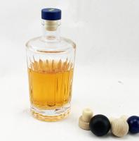 China Acceptable Customer's Logo Unique Style 750ml Whiskey Glass Bottle for Beverages for sale