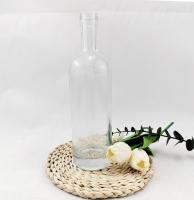 China Clear 700ml Glass Bottles for Whiskey Production in Wine Manufacturing for sale