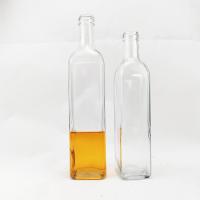 China Hot Stamping 250ml 500ml 750ml Glass Bottle for Whiskey Screw Cap Clear Liquor Bottle for sale