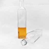 China Hot Stamping 250ml 500ml 750ml Glass Bottle for Whiskey Screw Cap Clear Liquor Bottle for sale