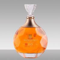 China Collar Material Glass Bottle 500ml 700ml Whisky Brandy for Clients' Specific Requirements for sale