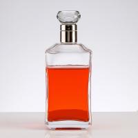 China Industrial Beverage Square Glass Wine Bottles with Cork 700ML Transparent European Vodka for sale