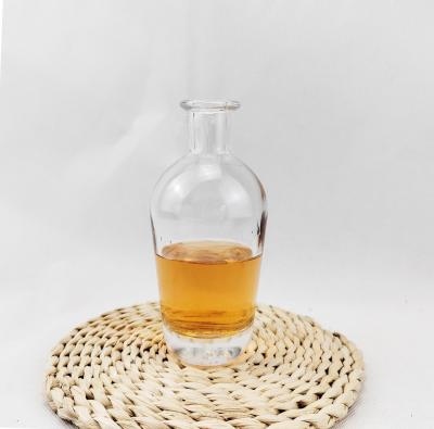 China 750ml 700ml 500ml Custom Glass Bottle for Gin Vodka Whisky Tequila Liquor for sale