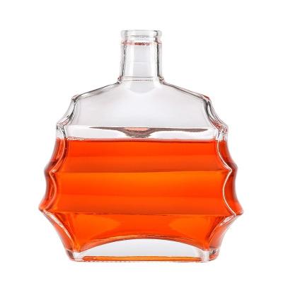 China 500ml 750ml Clear Liquor Glass Bottle for Brandy XO Whisky Custom Design and Beverage for sale