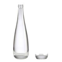China Clear Glass Body Material Wine Vodka Bottle 500ml 750ml Whiskey Bottle for sale