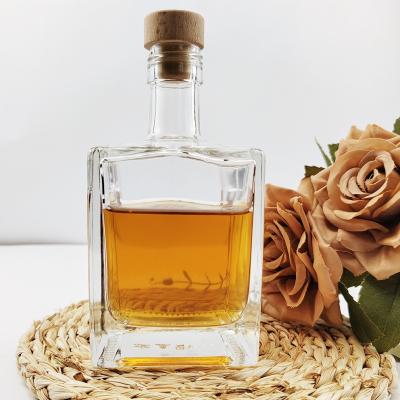 China 1000ML Glass Cubic Wine Bottle with Cork Cap made of Transparent Glass Material for sale