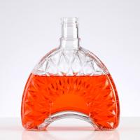 China Hot Stamping Surface Handling 500 ml Glass Bottle for Whisky Drinks in Clear Design for sale