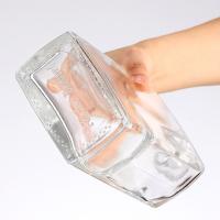 China Luxury Clear Glass Bottle for Whisky 500ml 700ml High End Acceptable Customer's Logo for sale