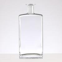 China Luxury Clear Glass Bottle for Whisky 500ml 700ml High End Acceptable Customer's Logo for sale