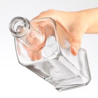 China Customized Logo 500ml Square Flat Glass Bottle for Liquor/Spirits/Vodka/Whisky/Rum/Brandy for sale