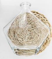China Simple and Elegant 750ML Glass Bottle for Brandy Made of Eco-friendly Glass Body for sale