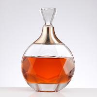 China Wine 250ml 400ml 700ml Clear Mini Wine Glass Bottle Brandy Liquor Bottles with Glass Cap for sale