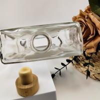 China Clear Glass 700ml End Whiskey Bottle with Lid Classic Design for sale