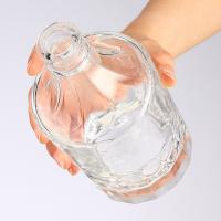 China Beverage Industry 550ml Gin Vodka Glass Bottle with Guaranteed and Clear Glass Collar for sale