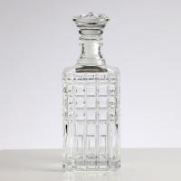 China 500ml 750ml Clear Glass Bottle for Whisky Brandy Vodka High End Luxury Cork Sealing for sale