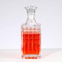 China 500ml 750ml Clear Glass Bottle for Whisky Brandy Vodka High End Luxury Cork Sealing for sale