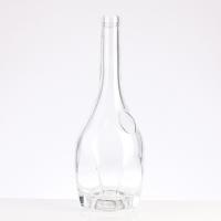 China 375ml 500ml 750ml Round Shape Clear Glass Liquor Bottle for Beverages and Spirits for sale