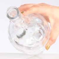 China 375ml 500ml 750ml Round Shape Clear Glass Liquor Bottle for Beverages and Spirits for sale