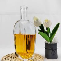 China 500ml/750ml Spirits Glass Bottle with Smooth Mouth and Lid Thick Bottom Customization for sale