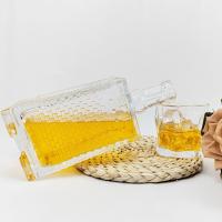 China High White Glass Material 750ml Beer Bottle Engraved Square Spirits Glass for Wine for sale