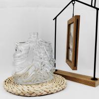 China Custom Glass Wine Liquor Vodka Bottles 700ml Bottle Material Eco-friendly Glass Body for sale