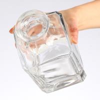 China OEM/ODM Welcome 2021 Amazon Square Whiskey Decanter 750ml Lead-free Glass Wine Bottle for sale