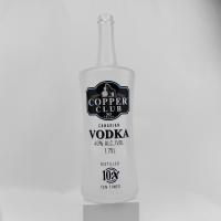 China Custom Glass Bottle Round Empty Vodka Whiskey 750ml 1000ml Decorative Liquor Bottles for sale