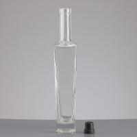 China Spray Cap Square Vodka Glass Bottle Ideal for Whiskey Gin Bourbon Vodka Brandy Storage for sale