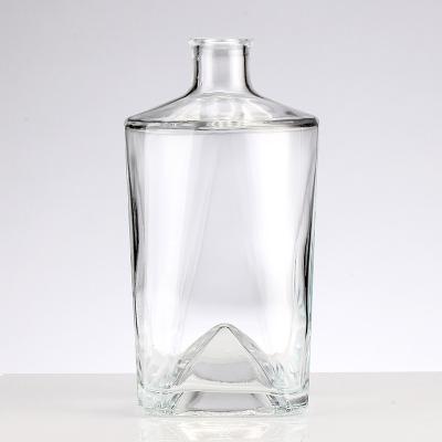 China Natural Wooden Cork and Clear Glass Luxury Flint Gin Bottle 100ml 200ml 375ml 500ml 750ml for sale