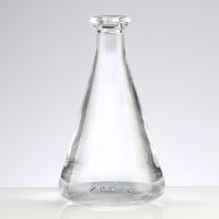 China Beverage Packaging Triangle Glass Bottle with Hot Stamping and Customized Printing for sale