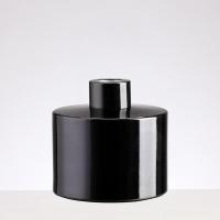 China Custom Glass Bottle Modern Aromatherapy Luxury Bottle Shaped Fragrance Oil Container for sale