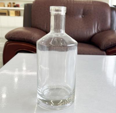 China Customized 375ml 500ml 700ml 750ml 1000ml Blank Wine Glass Bottle for Your Beverage Sales for sale
