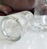 China Customized 375ml 500ml 700ml 750ml 1000ml Blank Wine Glass Bottle for Your Beverage Sales for sale