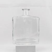 China Flat Square Whiskey Vodka Rum Tequila Gin Spirits Glass Bottle with Cork Sealing Type for sale