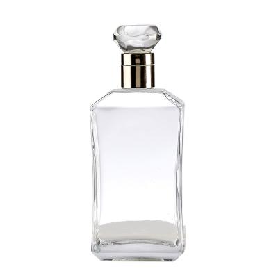 China Transparent Empty Glass Liquor Bottle for Custom Design Rectangular Gin Whiskey Rum for sale