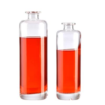 China 750ml Gin Bottle 75cl 70cl Liquor Glass Bottle With Cap Perfect for Whisky Lovers for sale