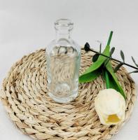 China Glass Aromatherapy Bottle for Household Products Customized Luxury 50ml Capacity for sale