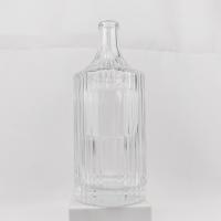 China High White Glass Material Custom Color Clear 750ML Whisky Whiskey Glass Decanter Bottle for sale