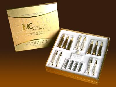 China Gold Color Logo Embossing CMYK Printing Cardboard Cosmetic Box Packing with the Plastic Tray for sale